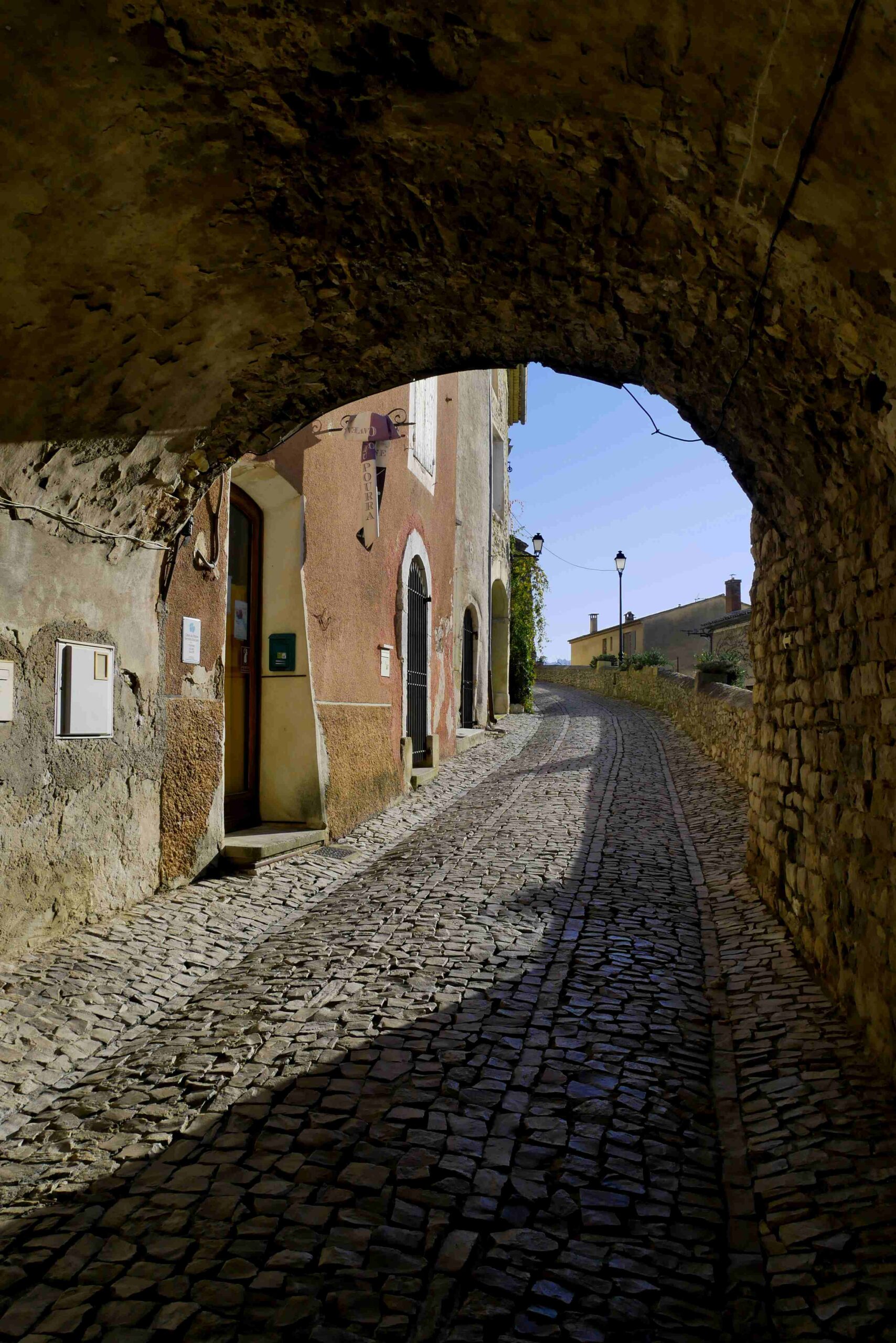 Visite du village médiéval de Séguret en Provence